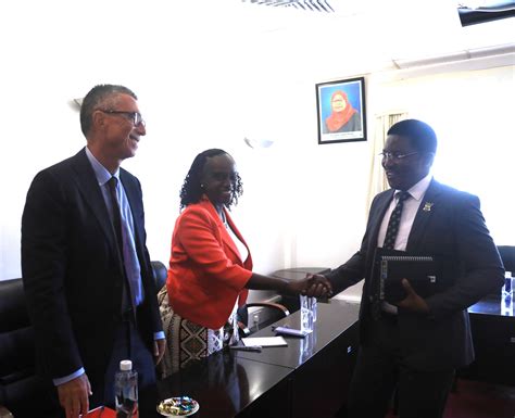 WAZIRI JAFO APOKEA TAARIFA YA MIRADI YA MAZINGIRA ITAKAYOWASILISHWA GEF MwanaHabari Digital