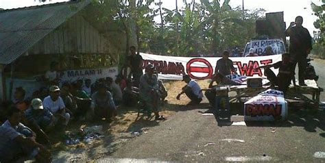 Diduga Cemari Lingkungan Warga Blokir TTU Pertamina SuaraBanyuurip