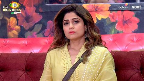Bigg Boss 15 Tejasswi Blasts Shamita Movies