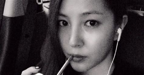 보아 흑백 셀카 무대에서 만나길 기대