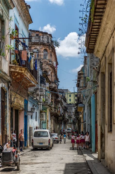Fotografía Por las calles de La Habana Vieja La habana Habanos