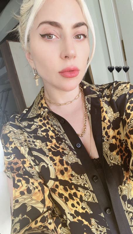 Dec 5 Lady Gaga Looking Gorgeous In New Instagram Story News And