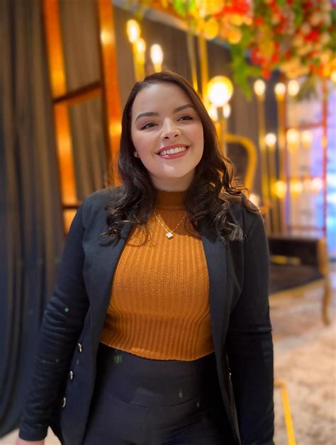 Karina Oliveira Da Silva Karinaoliveiraslv • Instagram Photos And Videos