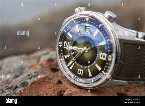Photographs Of The Jaeger Lecoultre Jlc Polaris Date With Green