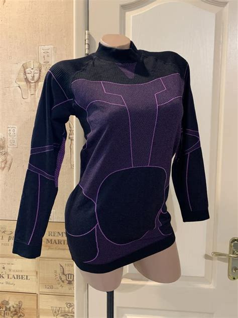 Рашгард спорт — ціна 150 грн у каталозі Кофти Купити жіночі речі за доступною ціною на Шафі