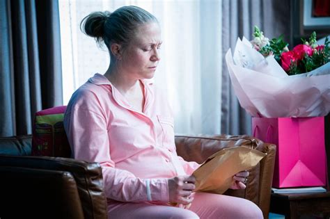 Eastenders Spoilers Linda Carter In Big Max Branning Twist