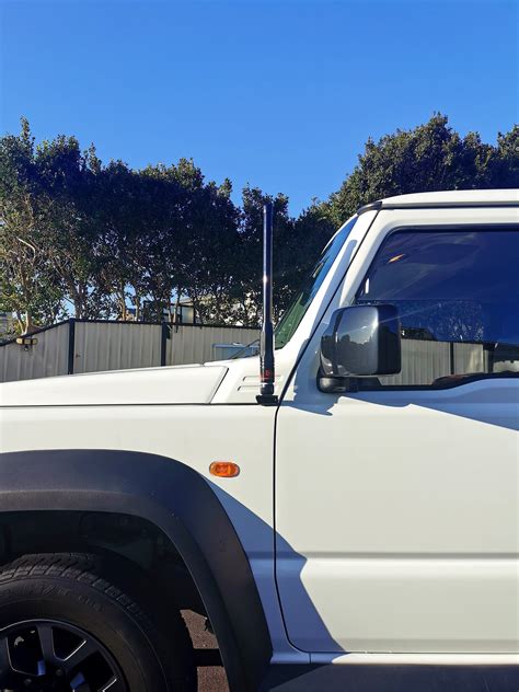 Vogue Industries Suzuki Jimny 3 Door 5 Door Xl Uhf Aerial Bracket P