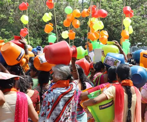 Bengaluru Water Crisis 22 Families Fined Rs 11 Lakh For Misuse Of