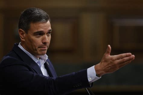Fuerte repunte al PSOE a cuatro puntos al PP según el CIS
