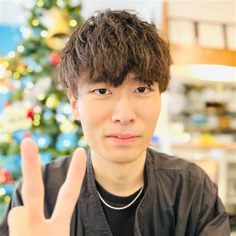 物販の利益率はどのくらい？ってよく聞かれるんだけど、40〜20くらい。中古の利益率って実は高いけど、あまり気にしない方がいい。だって、利益1