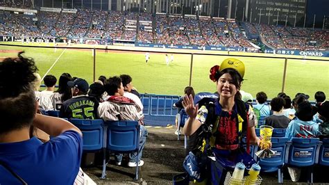 神宮球場の景色 ライト側18入口 A9段14番 広島戦 ② バックスクリーンが見やすい席 Youtube