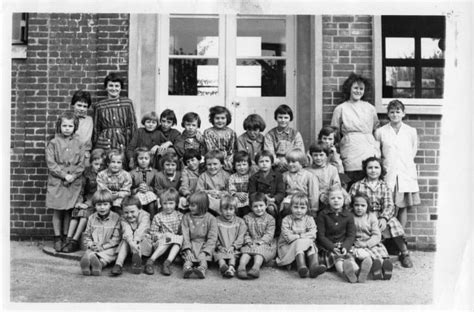 Photo De Classe Photos De Classe De 1962 Ecole Des Filles Et Des