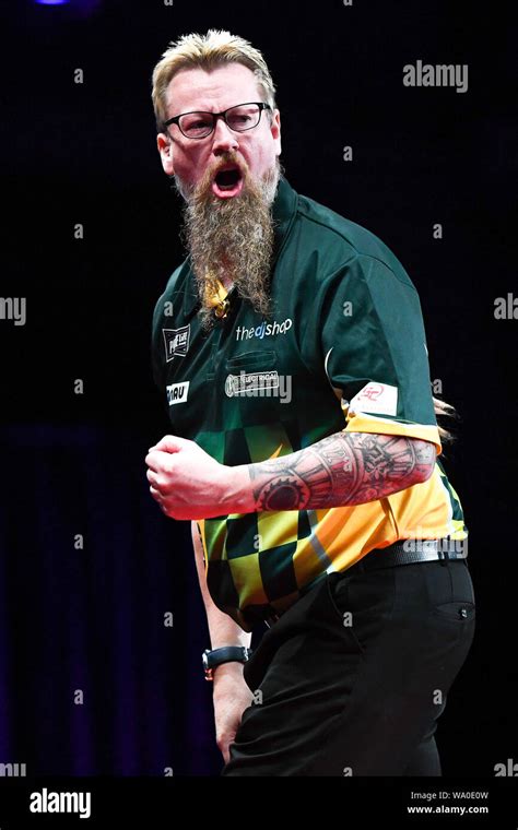 Simon Whitlock Australia Hi Res Stock Photography And Images Alamy