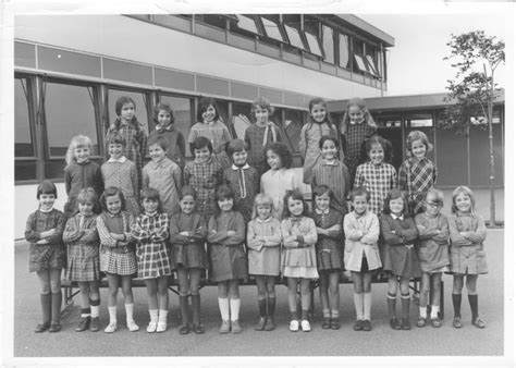 Photo De Classe Ce1 De 1970 Ecole Jules Ferry Montereau Fault Yonne