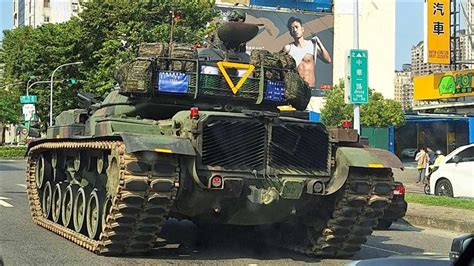 高雄街頭驚現國軍裝甲車？真相曝光了 鏡週刊 Mirror Media
