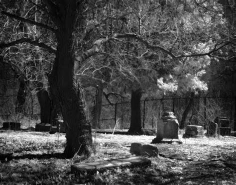 Phantasmagoria Photo Blog The Most Haunted Cemetery In The Midwest