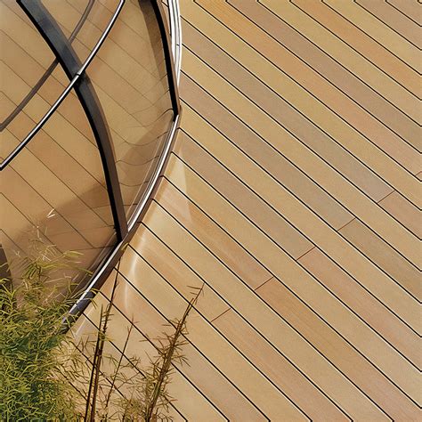 Weo® Cladding For A Modern Designer Villa Manufacturer Of Composite Deck Fencing Cladding