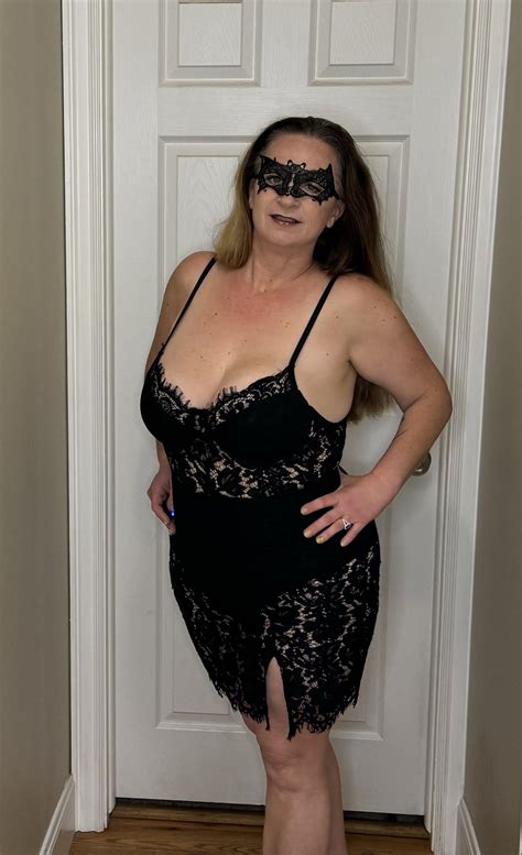 47 Year Old Mom Of Three And I Love How I Feel On This Dress R