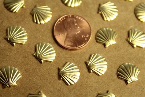 14 Pc Small Gold Plated Brass Seashells 10mm By 115mm Etsy