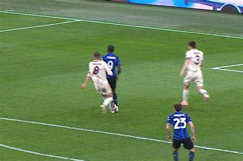 Chi è Nicolò Bertola il talento a costo zero per la difesa dell Inter