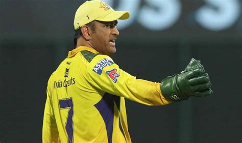 Ms Dhoni Becomes First Captain To Lead In 300 T20 Matches Csk Vs Kkr