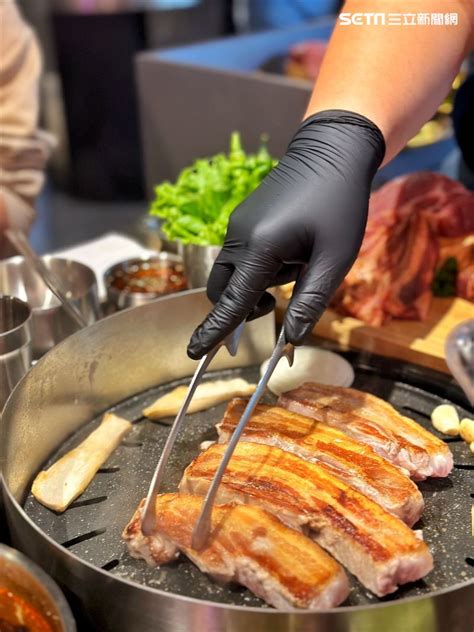 開幕就滿到跨年！王品首家韓式燒肉「金咕」插旗西門 4人同行下殺7折 │ 旅遊頻道 │ 三立新聞網 Setncom