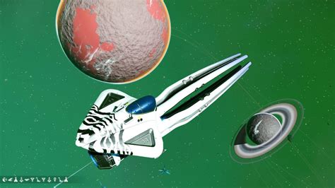 Crashed Exotic Underwater Crash Site White Squid Emboky Of Beauty