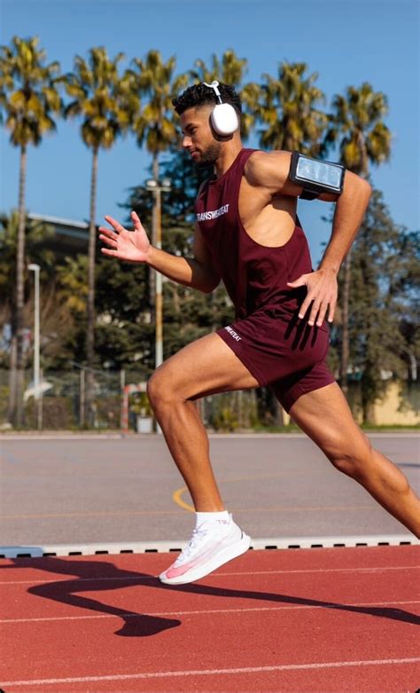 Mot Models Theo Massare