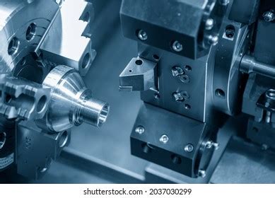 3 638 Thread Cutting On Lathe Images Stock Photos Vectors Shutterstock
