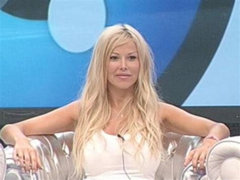Secret Story Quest Devenue Angie Be De La Saison 3 Closer