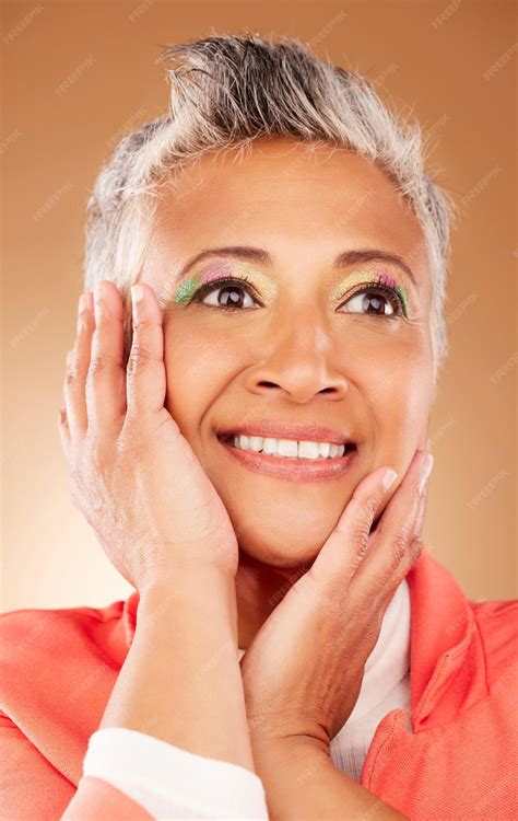 Premium Photo Elderly Model Eye Makeup And Beauty For Fashion