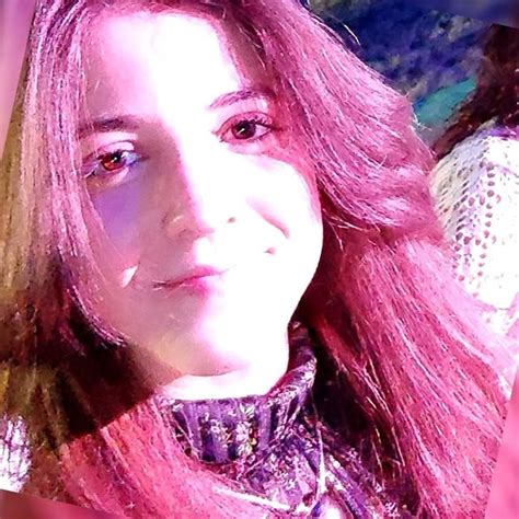 Elena Pratesi Ele Pratesi • Threads Say More