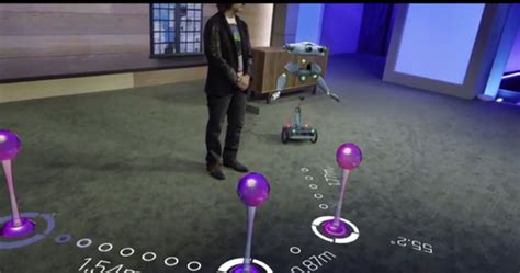 現実空間にホログラムを投影する「hololens」デモがすさまじすぎて必見レベル Gigazine