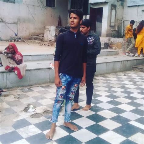 AKASH JHA (@brahman_akash12) • Threads, Say more