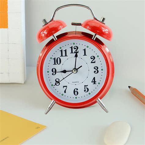 Analog Alarm Clock With Backlight Extra Loud Non Ticking Quartz Battery Operated Retro Style