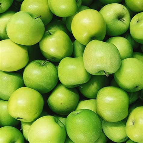 12 Types Of Apples For Baking Snacking