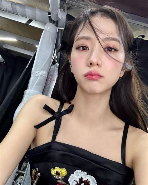 Anyone To Talk About Jisoo R Blackpinkfap