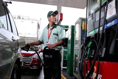 Pagamos La Gasolina Más Cara De América La Razón