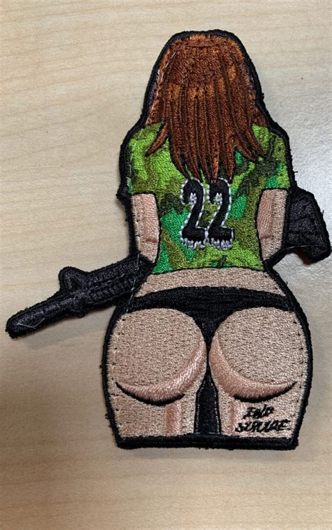 SEXY GIRL WITH RIFLE PATCH Airsoft Direct