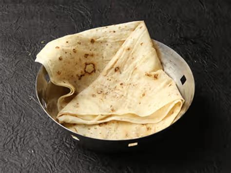 Rumali Roti History क्या वाकई हाथ पोंछने के लिए इस्तेमाल होती थी