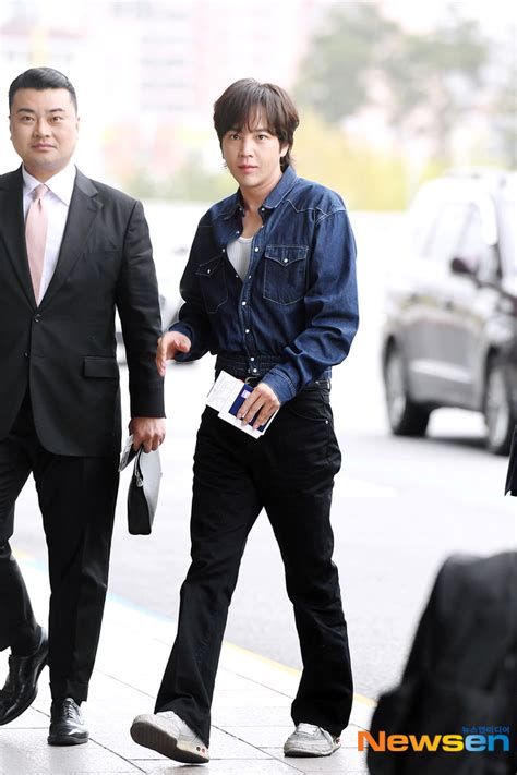 장근석 ‘완벽 비주얼에 여심이 흔들흔들 포토엔hd 손에 잡히는 뉴스 눈에 보이는 뉴스 뉴스엔