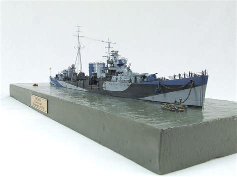 Hms Colombo C Class Cruiser 1943 1350 Ready For Inspection Maritime