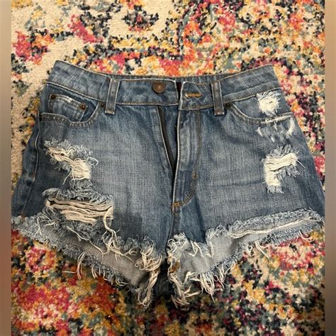 Bdg Shorts Urban Outfitters Bdg Size 26 High Rise Cheeky Denim