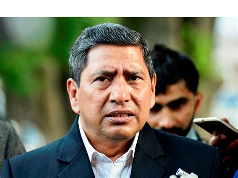 चीन भ्रमणमा जाँदै उपप्रधानमन्त्री श्रेष्ठ Globe Nepal