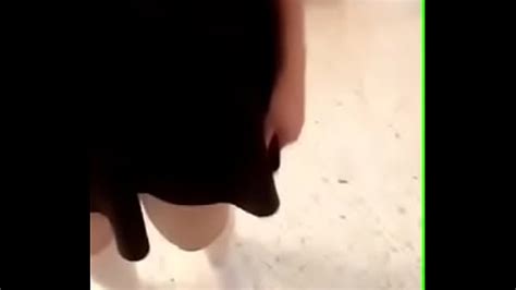 DESCUBRO A Mi HERMANA COGIENDO Con Su AMIGA De La ESCUELA