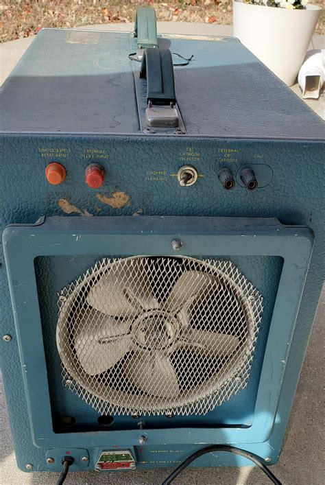Got A Tektronix 547 From A Coworker Bk Crown For Scale It S An
