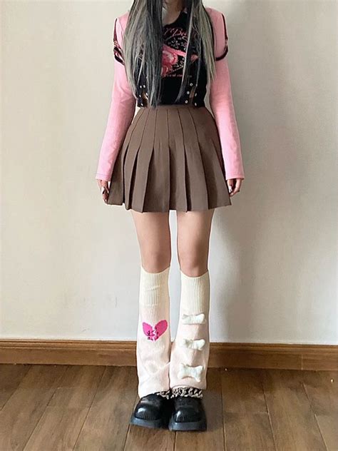 Heartbreak Barbie Heart Pattern 3d Bones Decorated White Leg Warmers