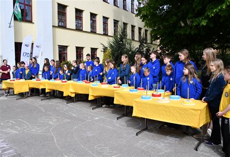 Simono Dacho Progimnazija Seniausia Mokykla Uostamiestyje