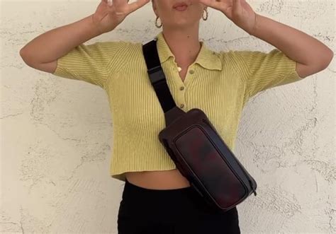 Help Me Find This Top Please Rfindfashion