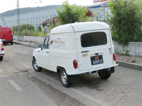 renault 4 f4 4 l fourgonnette classic delivery cars french